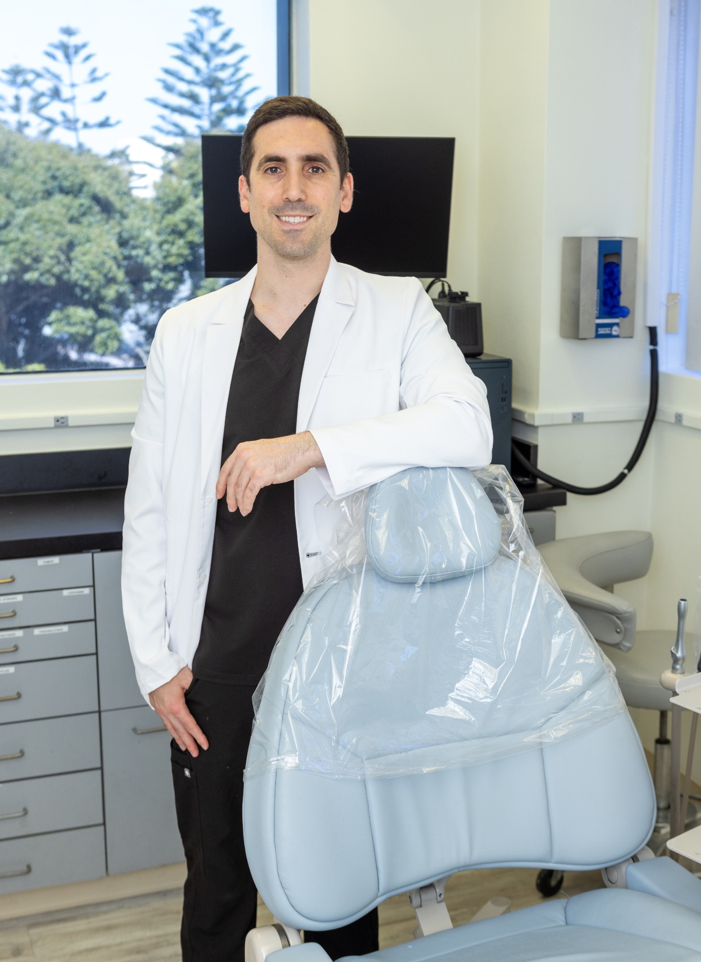 Dr. Josh Shayefar | Los Angeles Periodontist & Implant Surgeon
